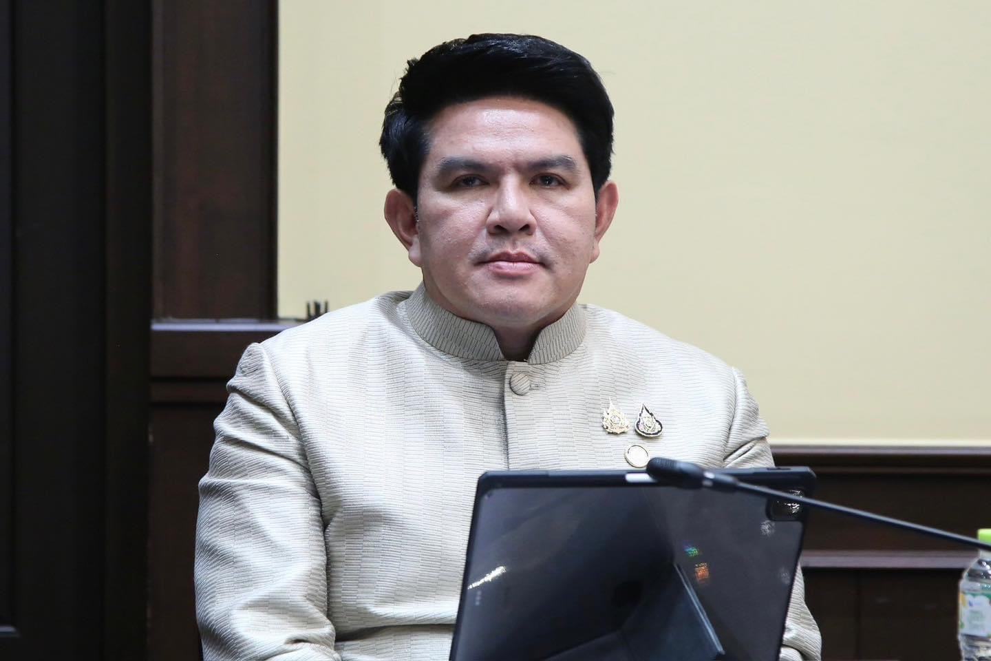 รมว.ศธ. “เพิ่มพูน” ประชุม กศจ.กทม. ครั้งที่ 6/2567 หวังยกระดับคุณภาพการศึกษาตามนโยบาย เรียนดี มี ...