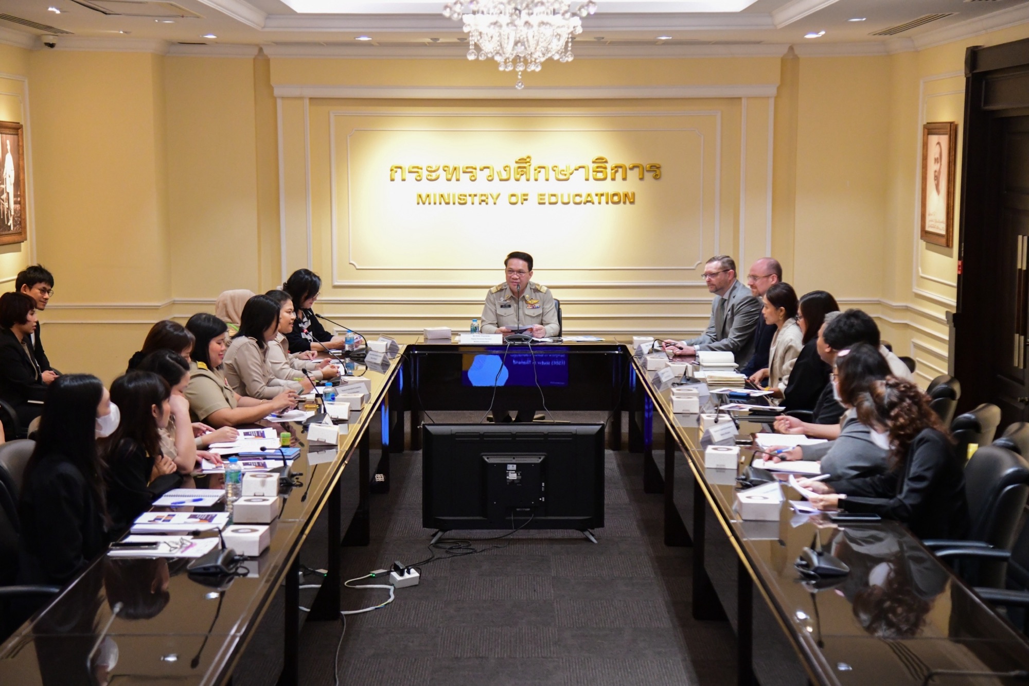 คุณครูออนไลน์ สื่อการสอน ปกวิชาการ บอร์ดการประเมิน - KUNKRU ONLINE