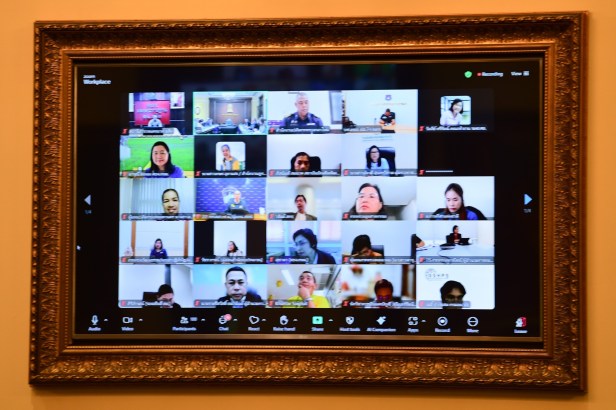 คุณครูออนไลน์ สื่อการสอน ปกวิชาการ บอร์ดการประเมิน - KUNKRU ONLINE