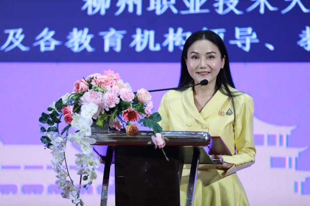 คุณครูออนไลน์ สื่อการสอน ปกวิชาการ บอร์ดการประเมิน - KUNKRU ONLINE